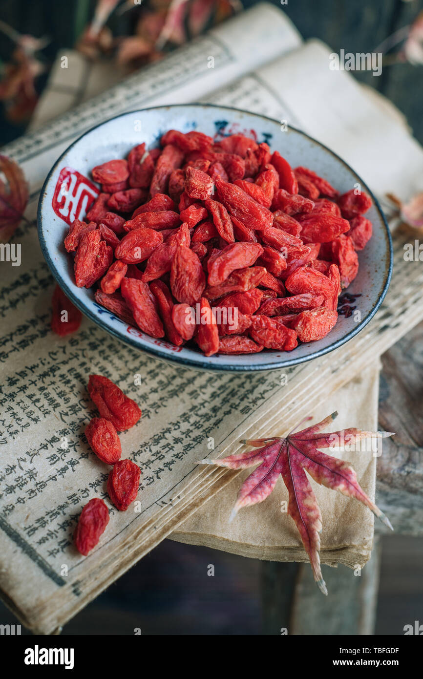 Red medlar hi-res stock photography and images - Alamy