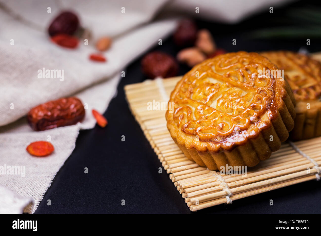 Chinese traditional cuisine Mid-Autumn Festival moon cake tea set Stock ...