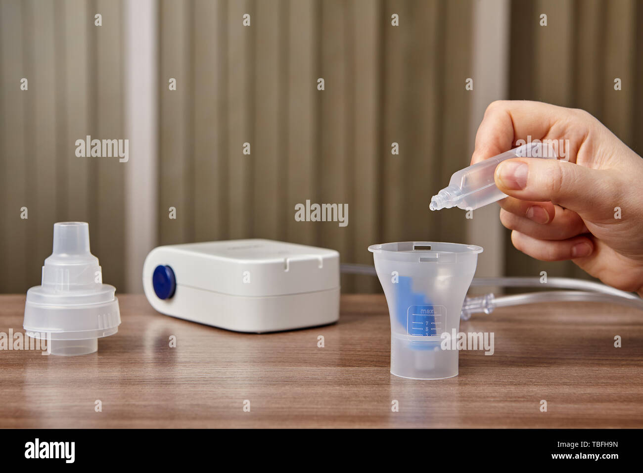 Nebuliser cystic fibrosis hi-res stock photography and images - Alamy