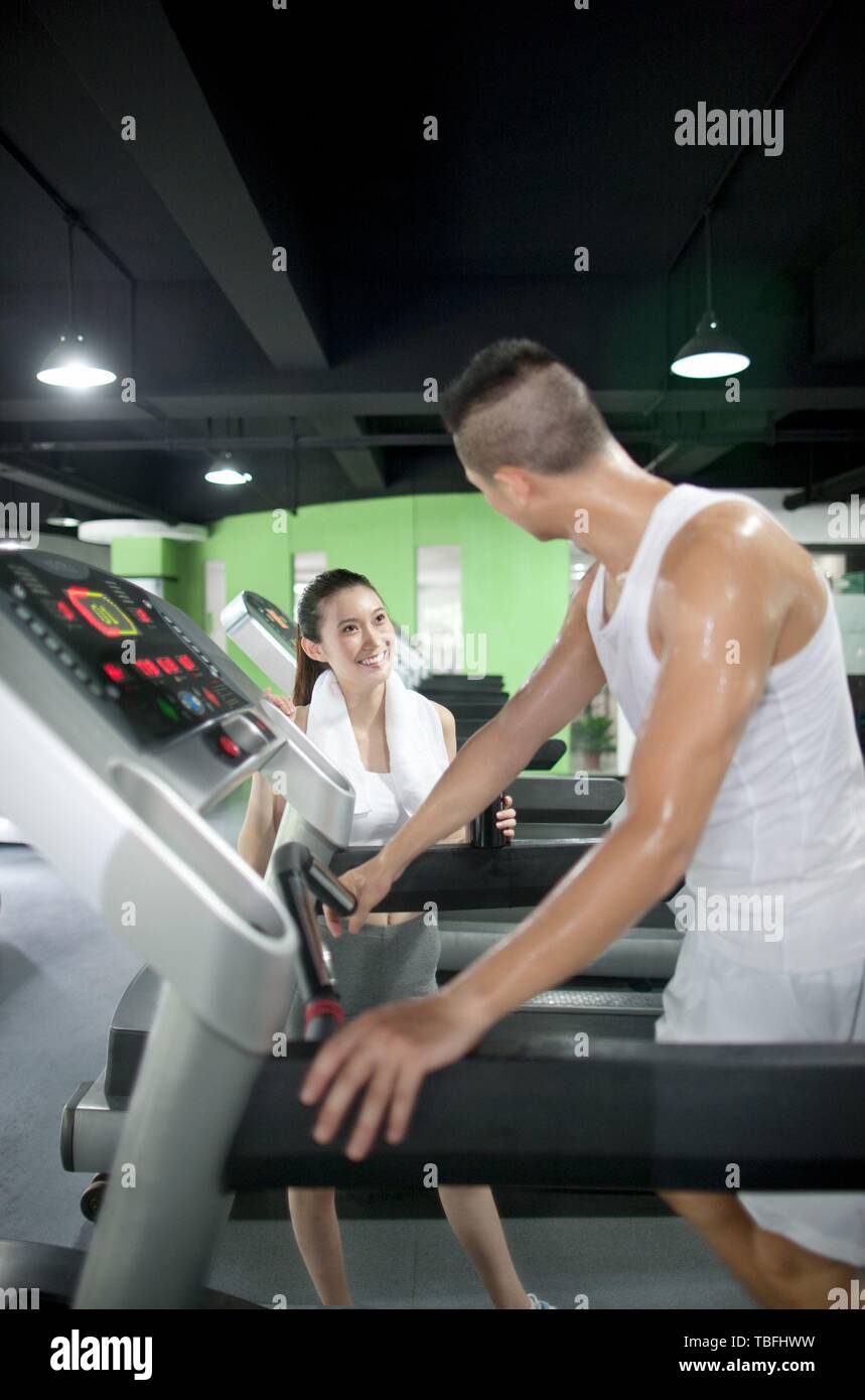 Treadmill people hi-res stock photography and images - Alamy