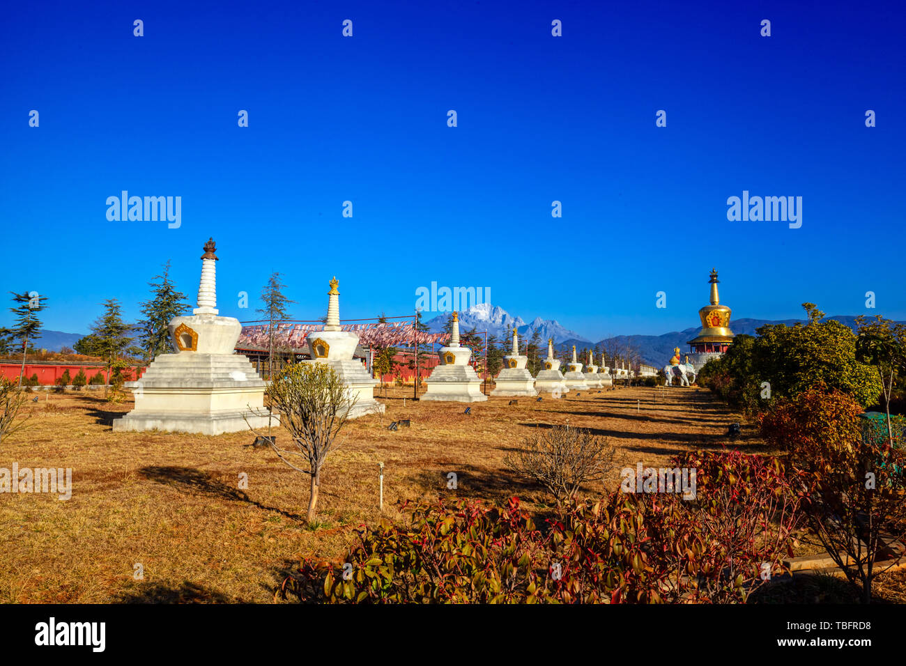 Lijiang Jinta Scenic Area Stock Photo - Alamy