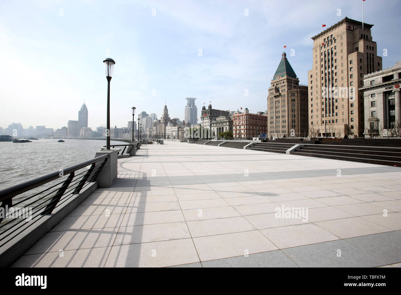 Architectural beauty on both sides of the Pujiang River in Shanghai ...