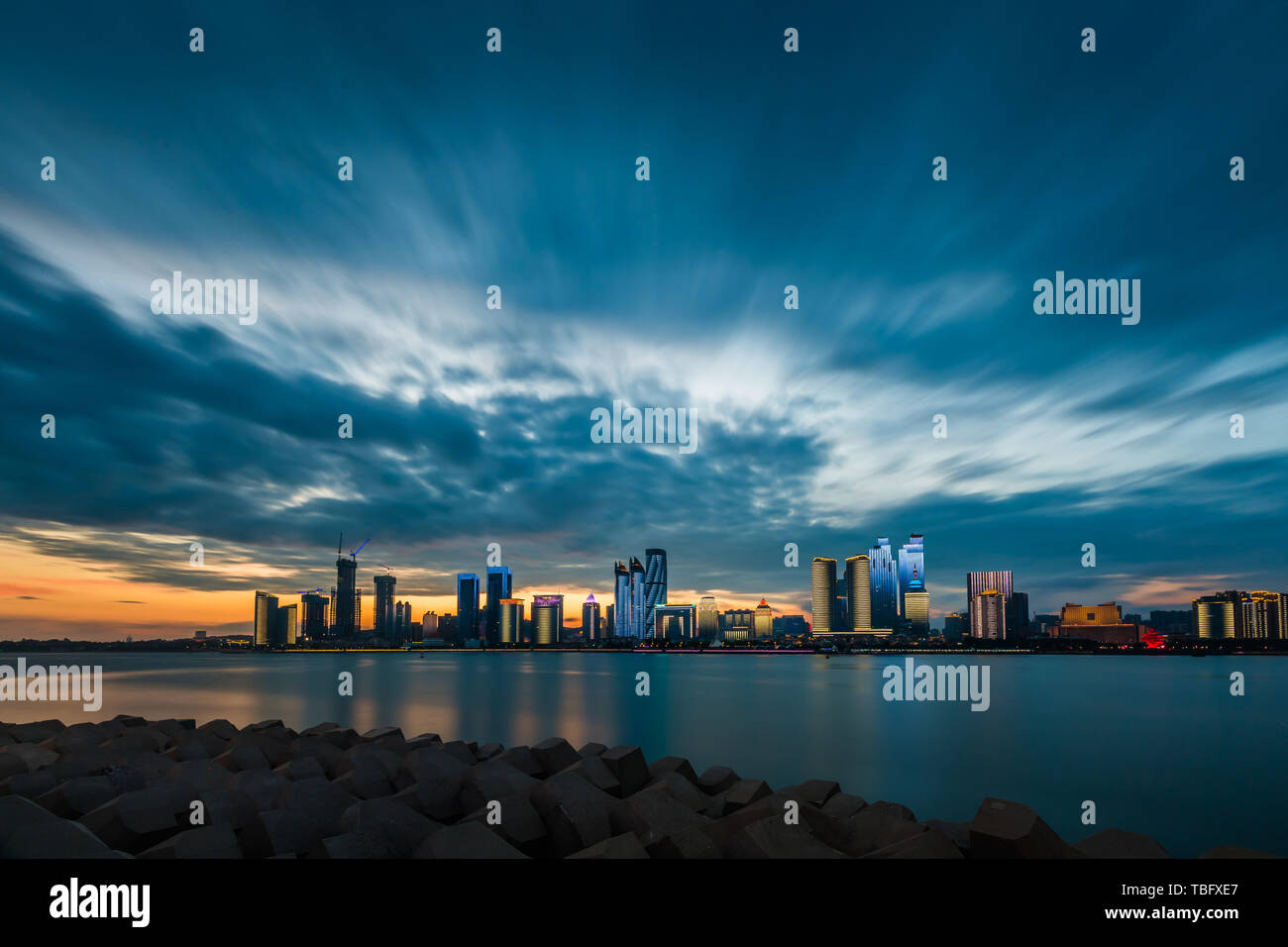 Beach in qingdao city hi-res stock photography and images - Alamy