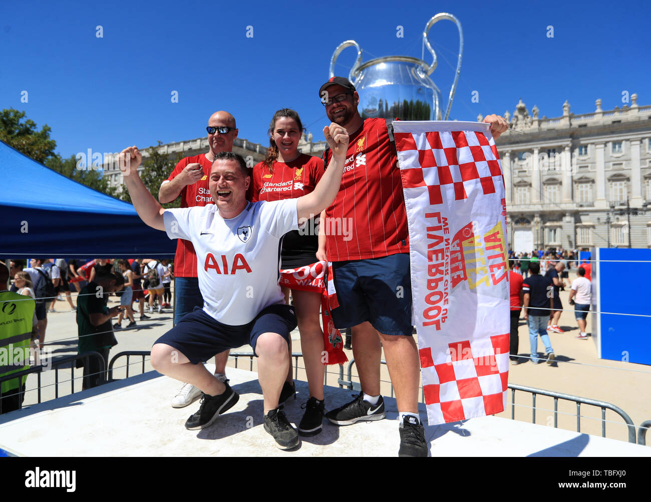 Liverpool and Tottenham fans in Plaza de Oriente ahead of the UEFA ...