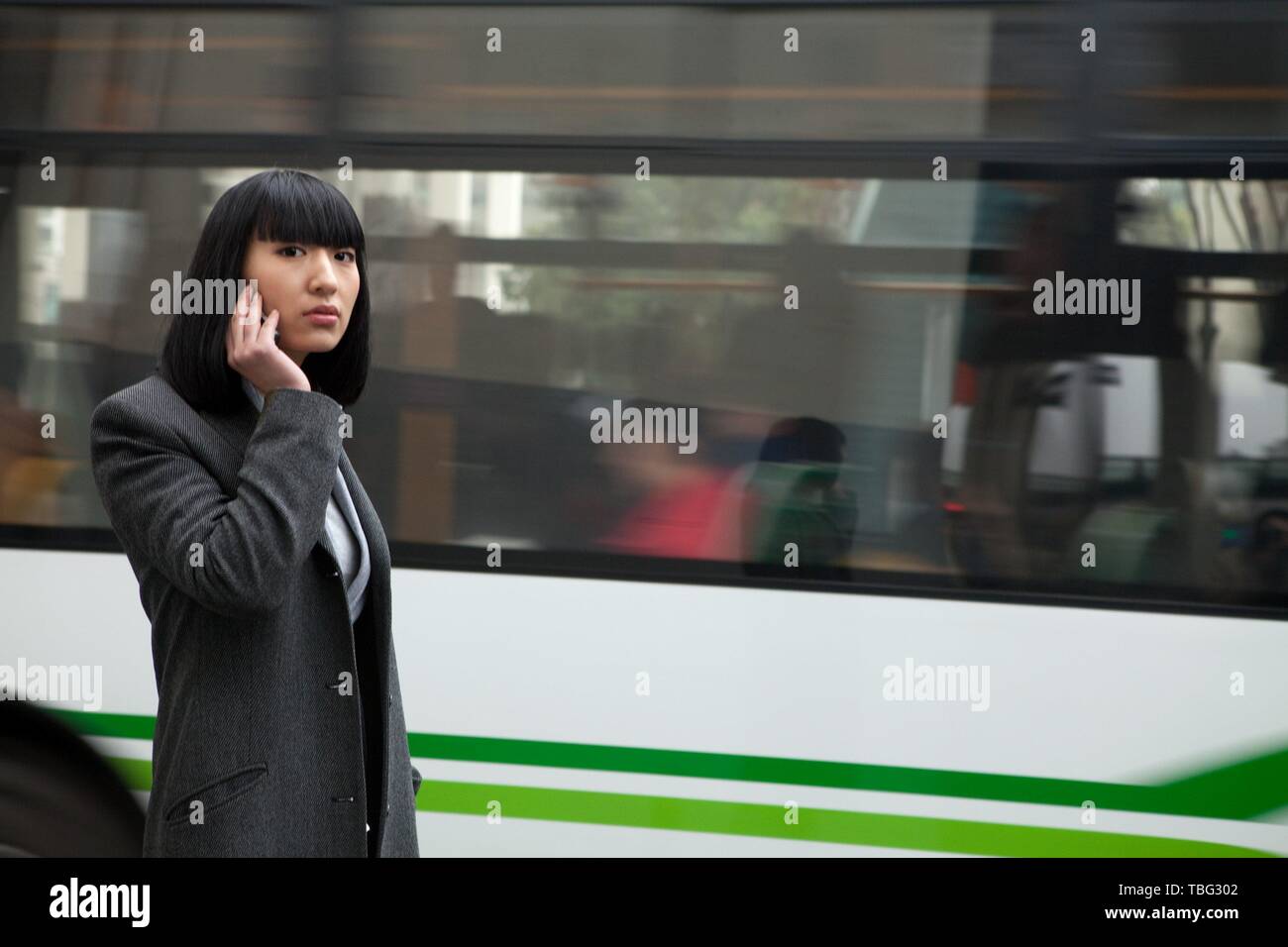 Bus facing camera hi-res stock photography and images - Alamy