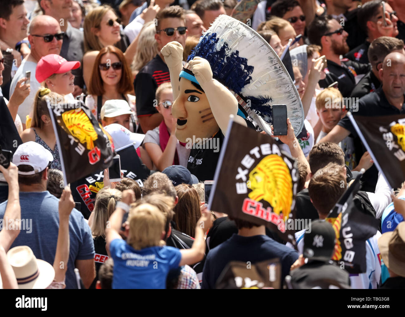 Exeter chiefs mascot hi-res stock photography and images - Alamy