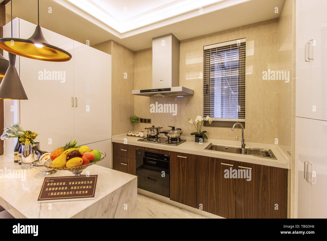 Kitchen interior decoration, interior design, as a delicious kitchen to ...