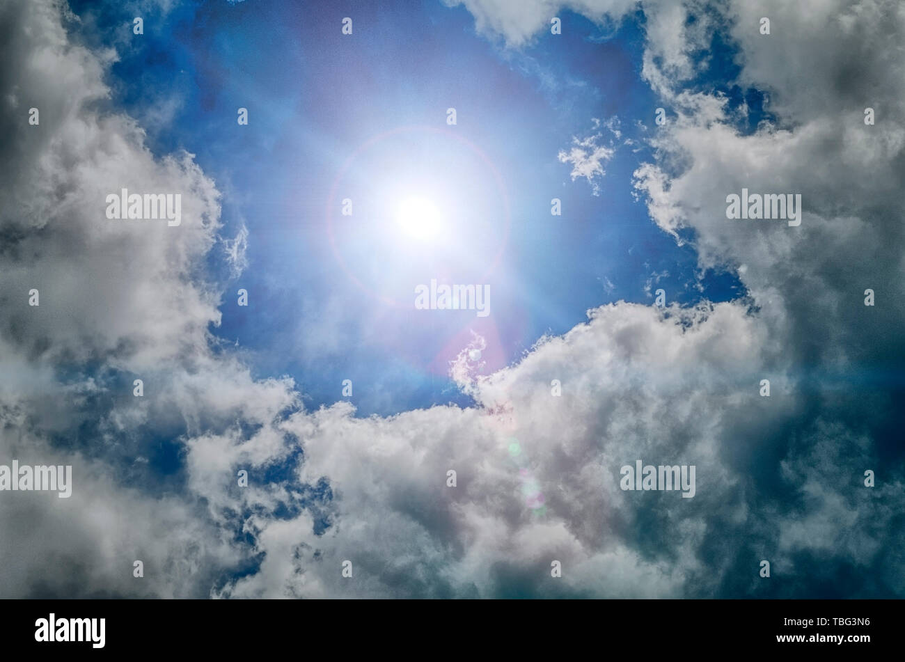 Sun shines bright through clouds hi-res stock photography and images ...