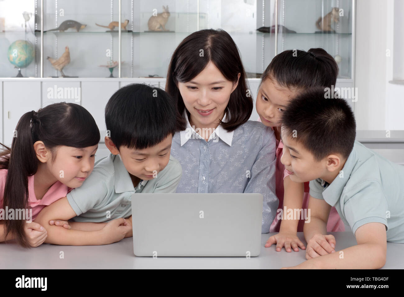 Interaction between teachers and students Stock Photo - Alamy
