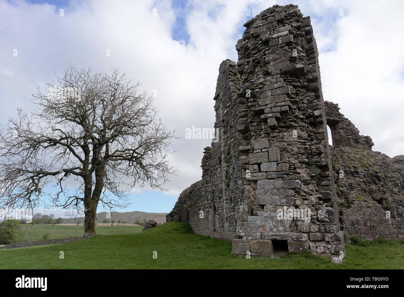 Pendragon Castle, Cumbria, England Stock Photo - Alamy