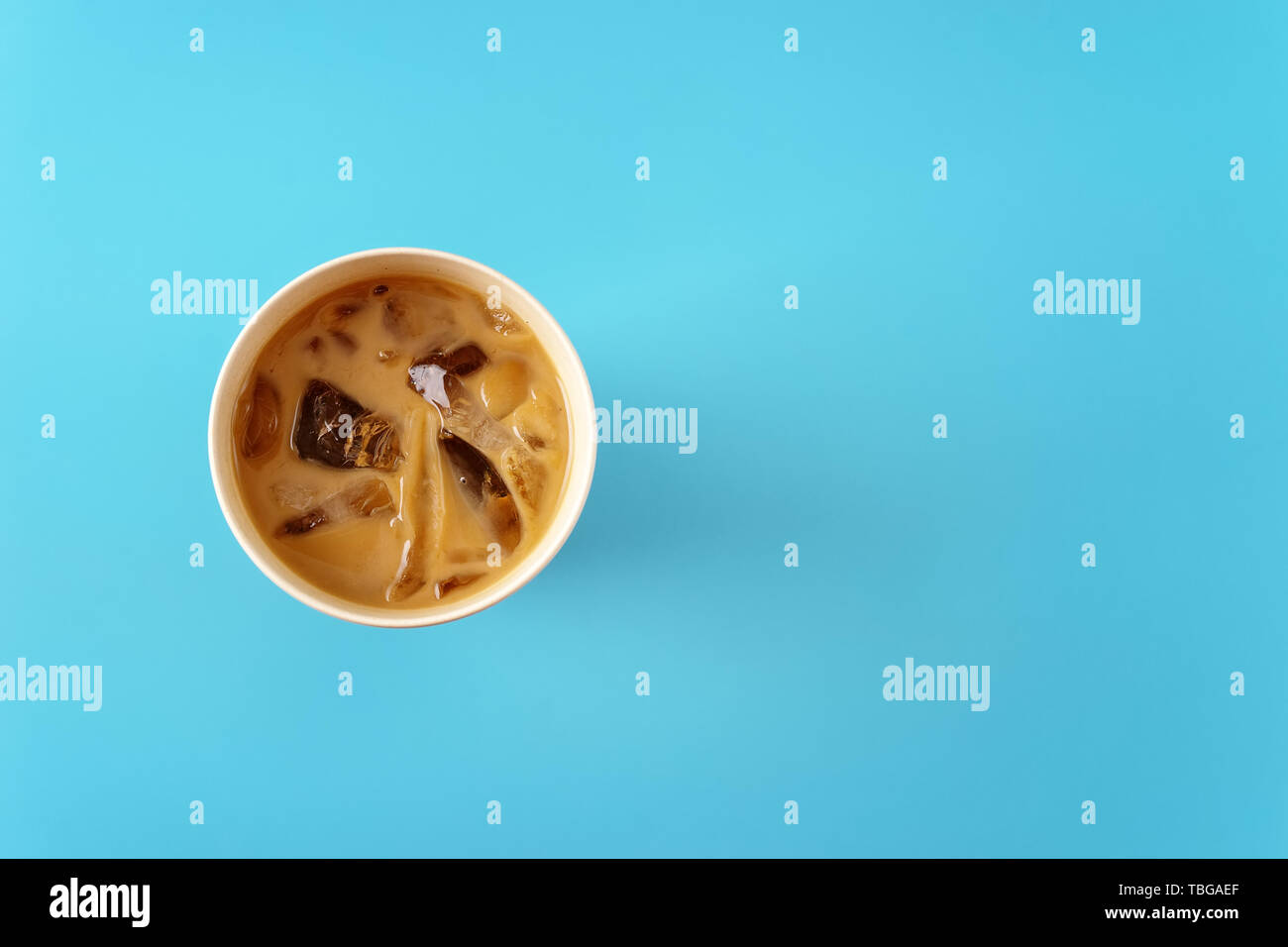 Glass ice latte coffee hi-res stock photography and images - Alamy