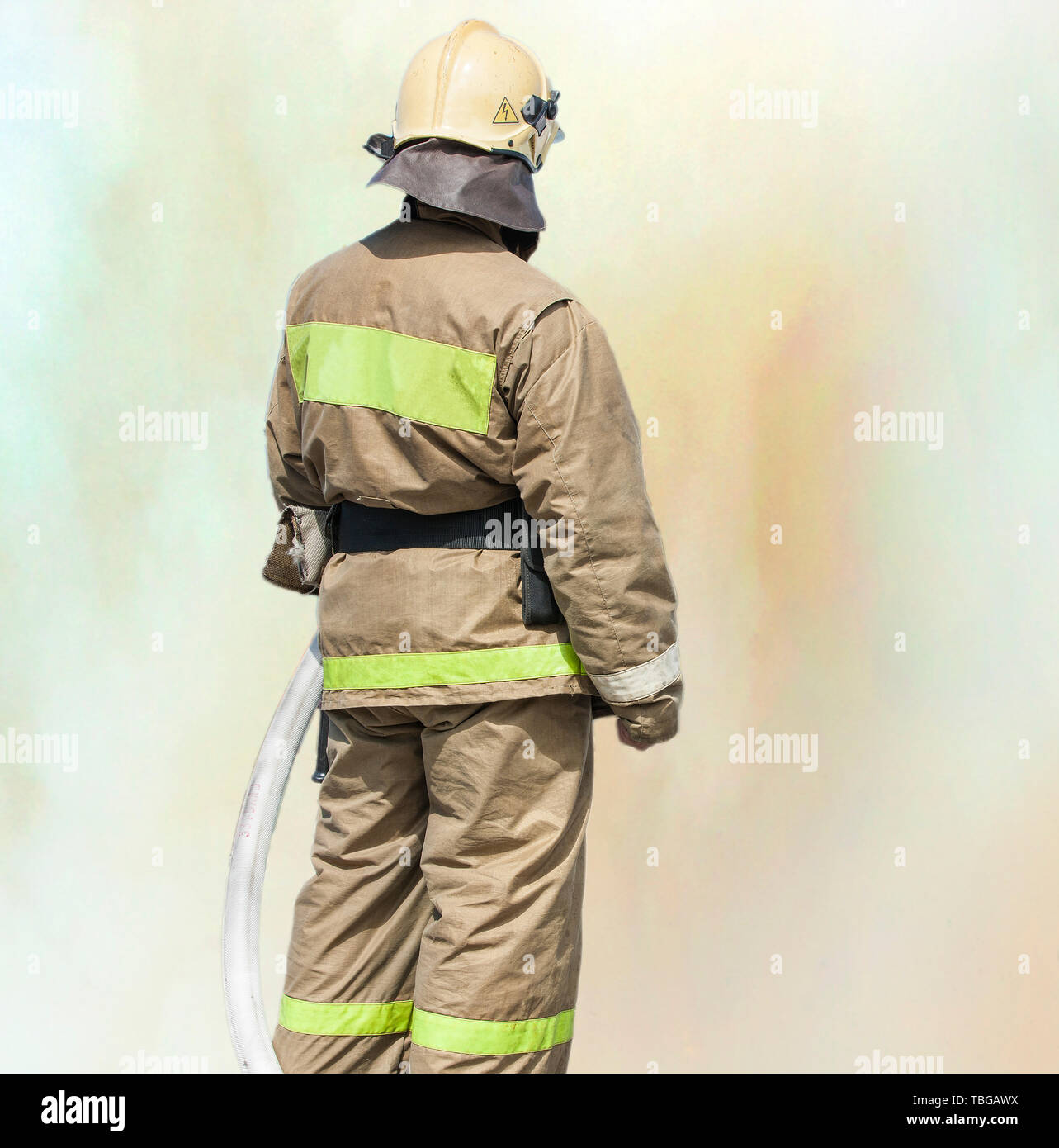 White emergency overalls hi-res stock photography and images - Alamy