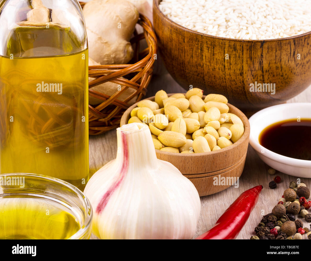 Hunan dishes hi-res stock photography and images - Alamy