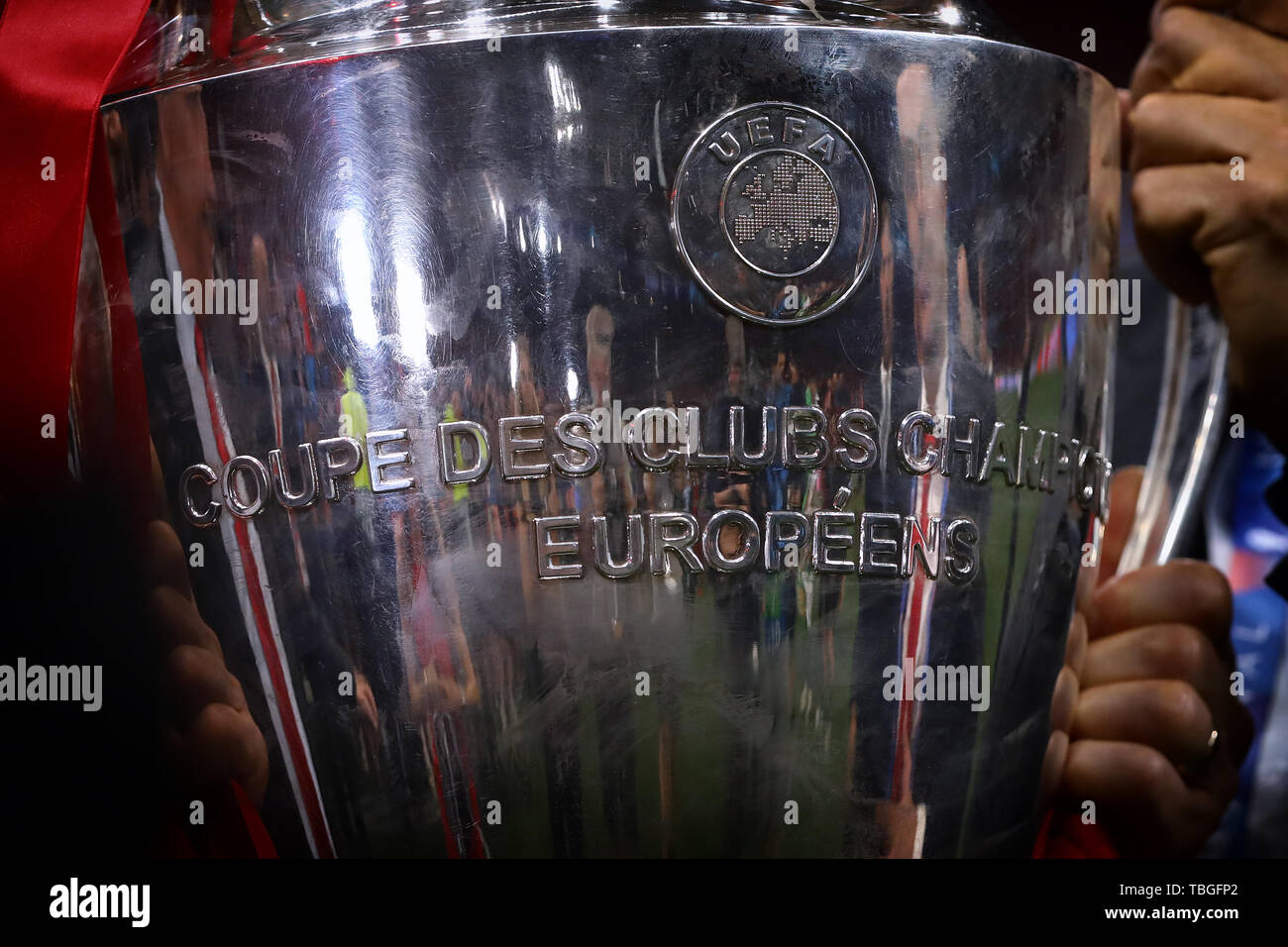 Liverpool champions league trophy hi-res stock photography and images ...
