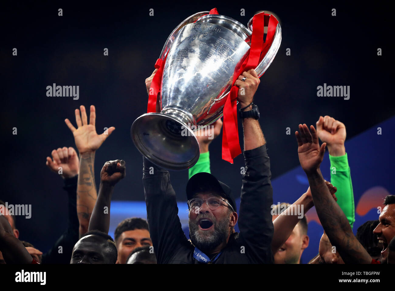 Liverpool champions league trophy klopp hi-res stock photography and ...