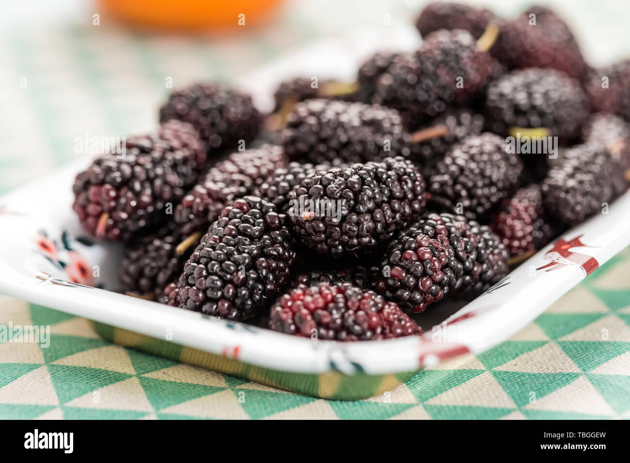 Mature mulberries hi-res stock photography and images - Alamy