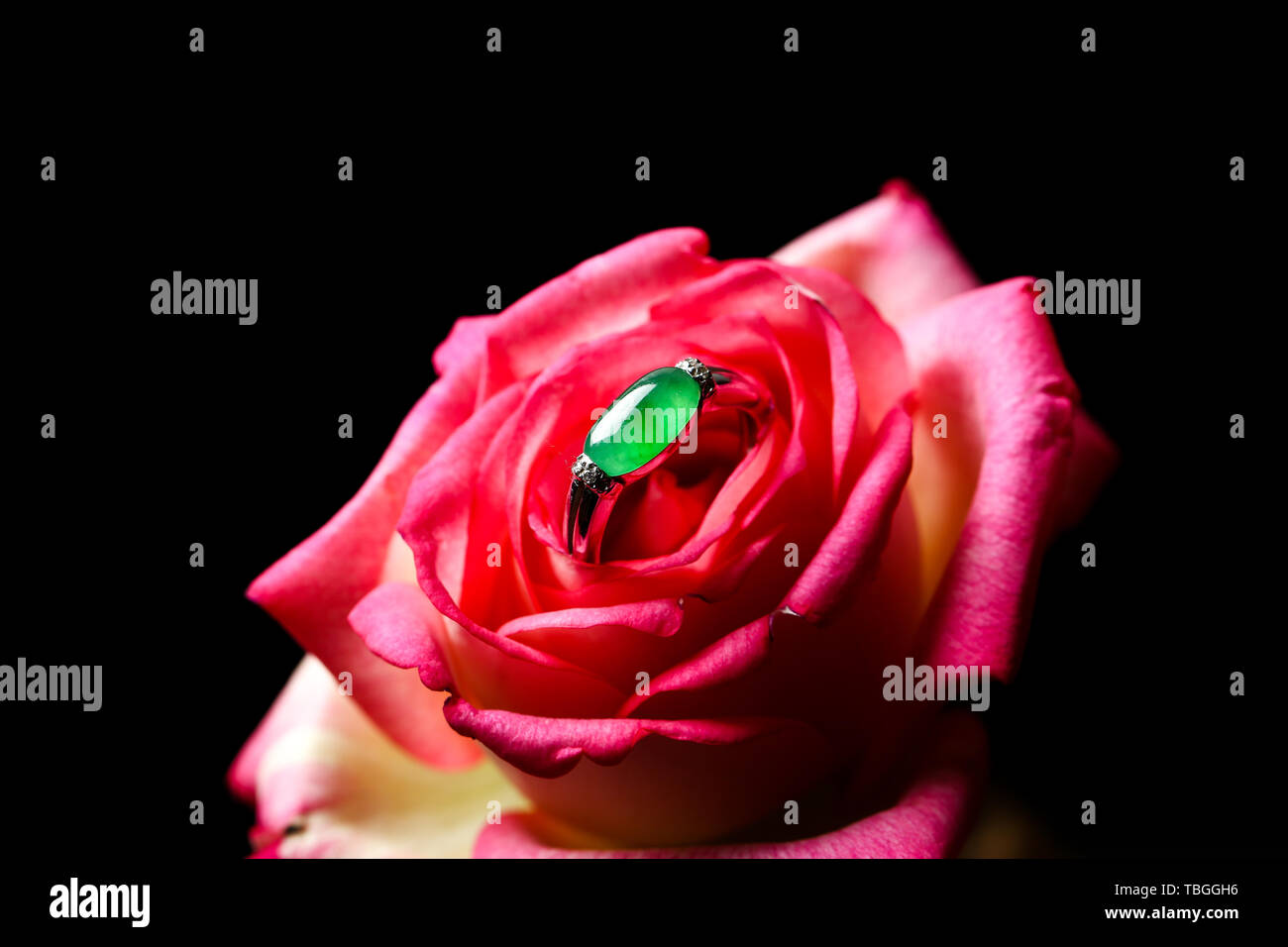 The emerald ring Stock Photo - Alamy