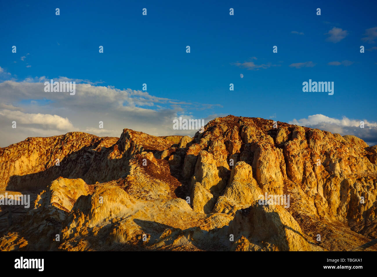 Colorful beach scenery Stock Photo - Alamy