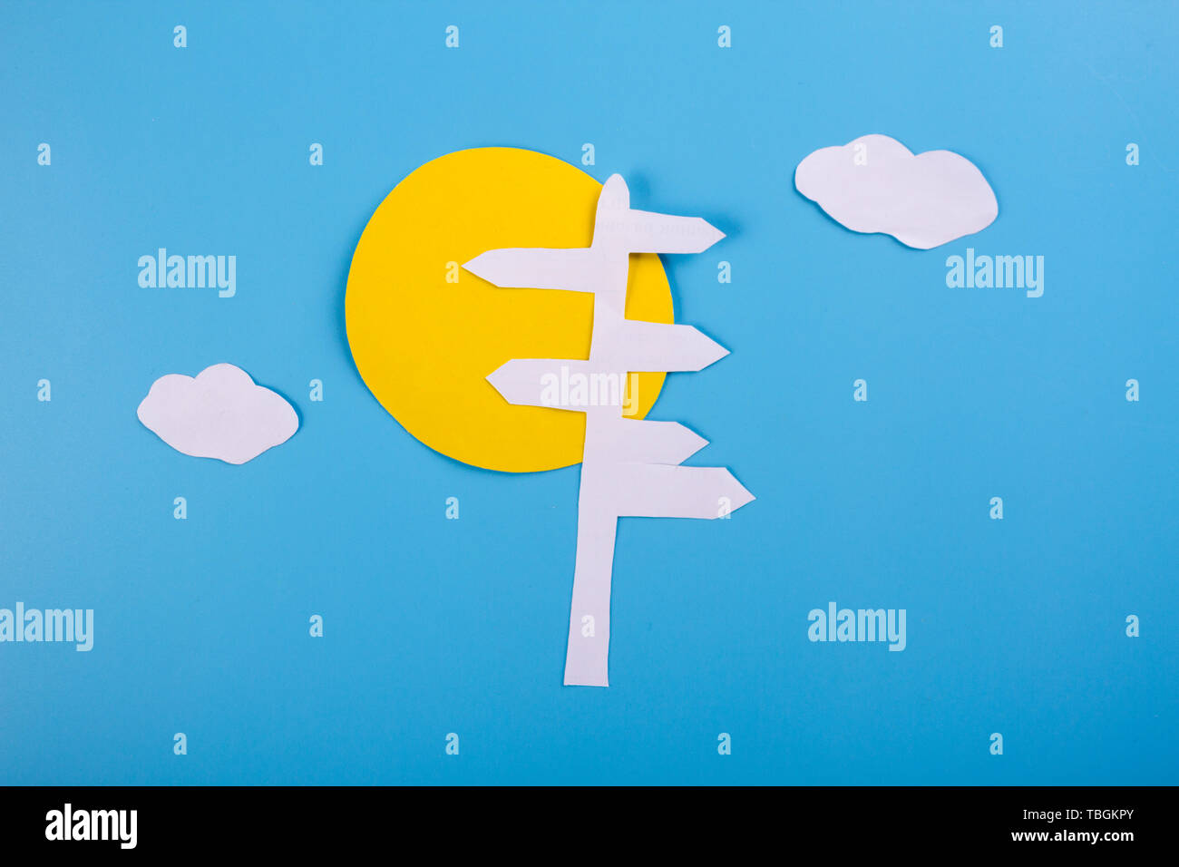 guidepost with arrows and copy space. cartoon Stock Photo - Alamy