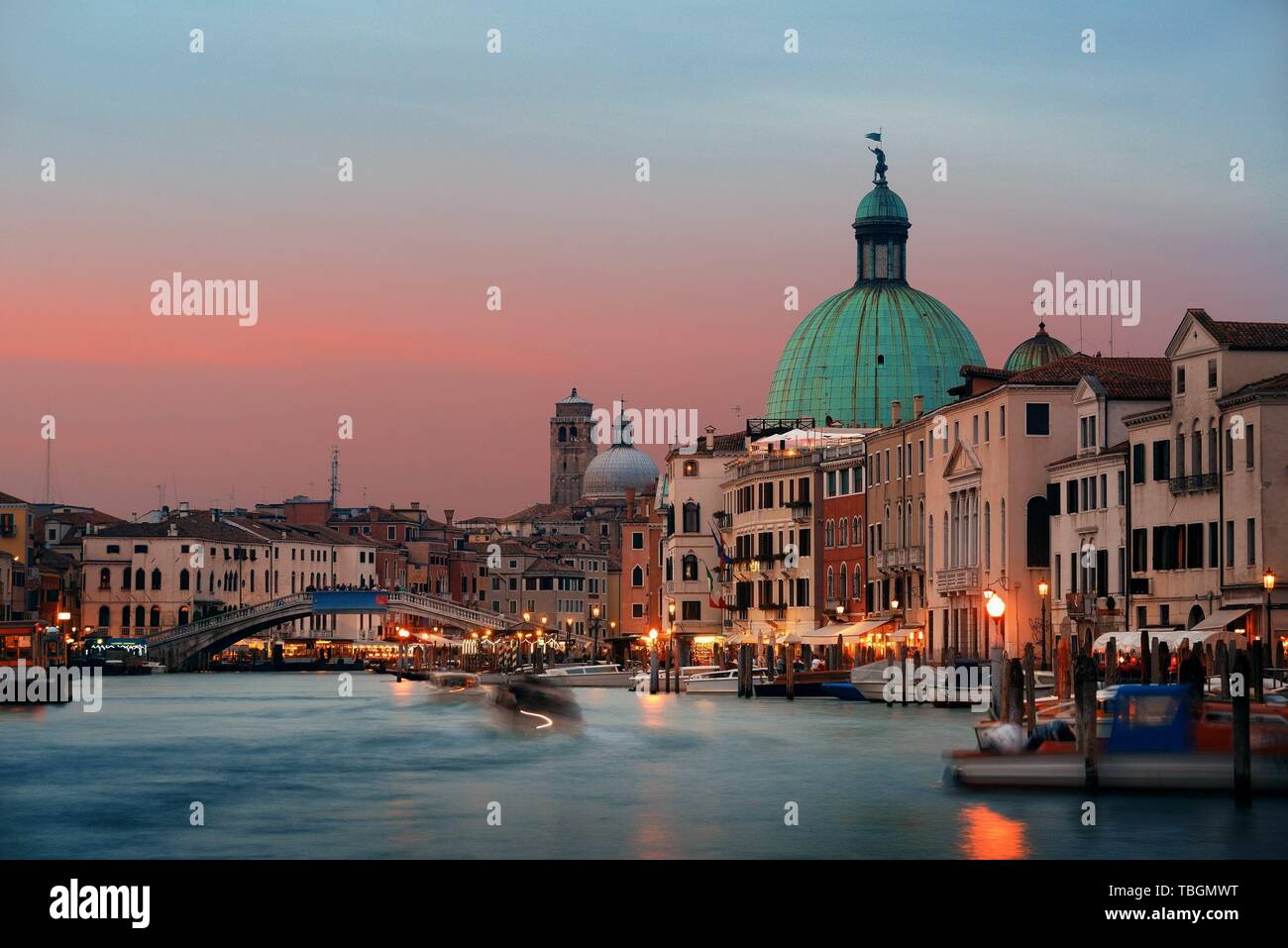 Venice grand canal sunset view with historical buildings. Italy Stock ...