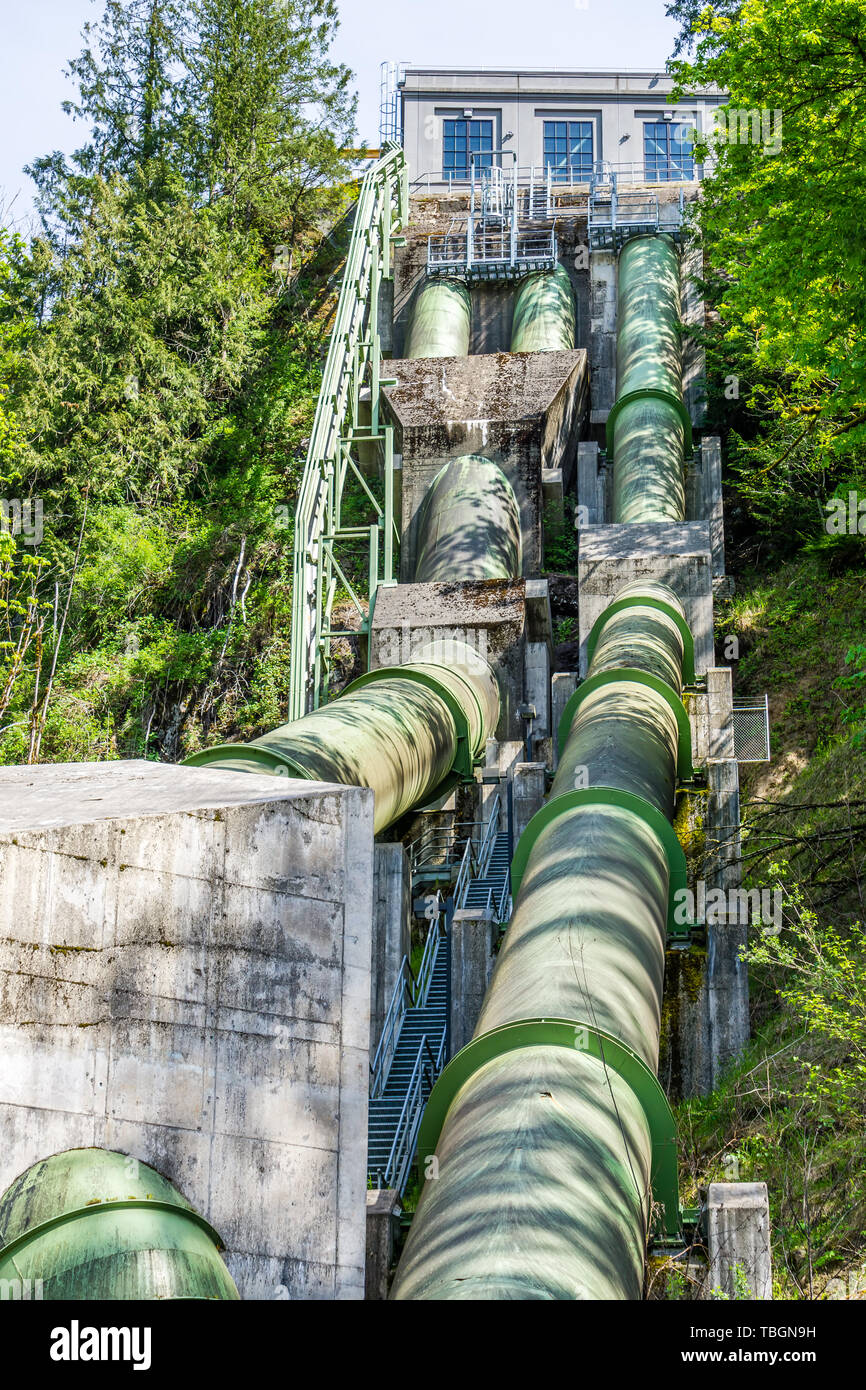 Huge pipes at the Snoqualmie Falls Hydroelectric Plant Stock Photo - Alamy