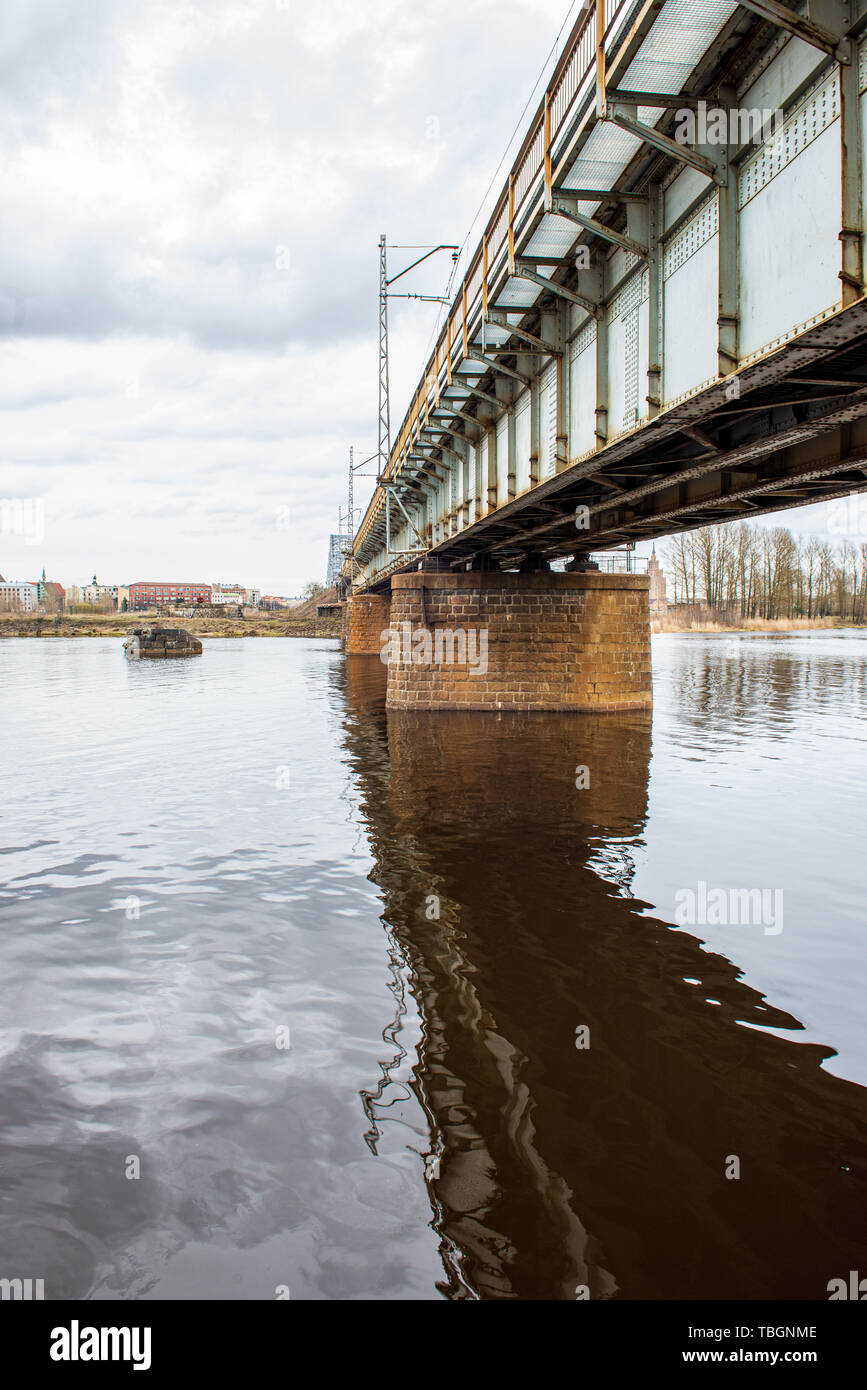 metal bridge over the river in country in winter frost Stock Photo - Alamy