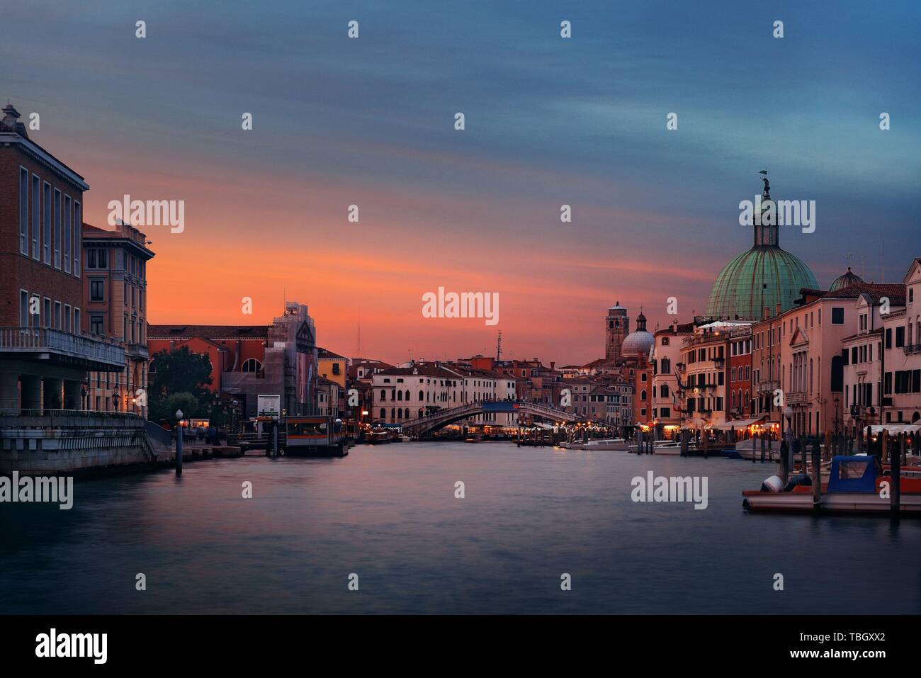 Venice grand canal sunset view with historical buildings. Italy Stock ...