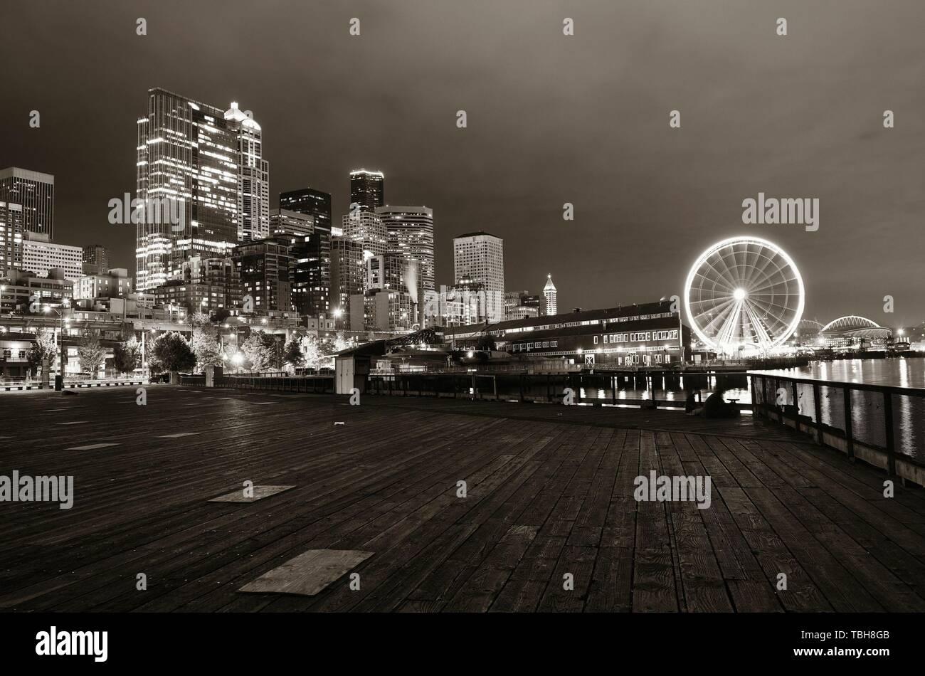 Seattle waterfront view with urban architecture at night Stock Photo ...