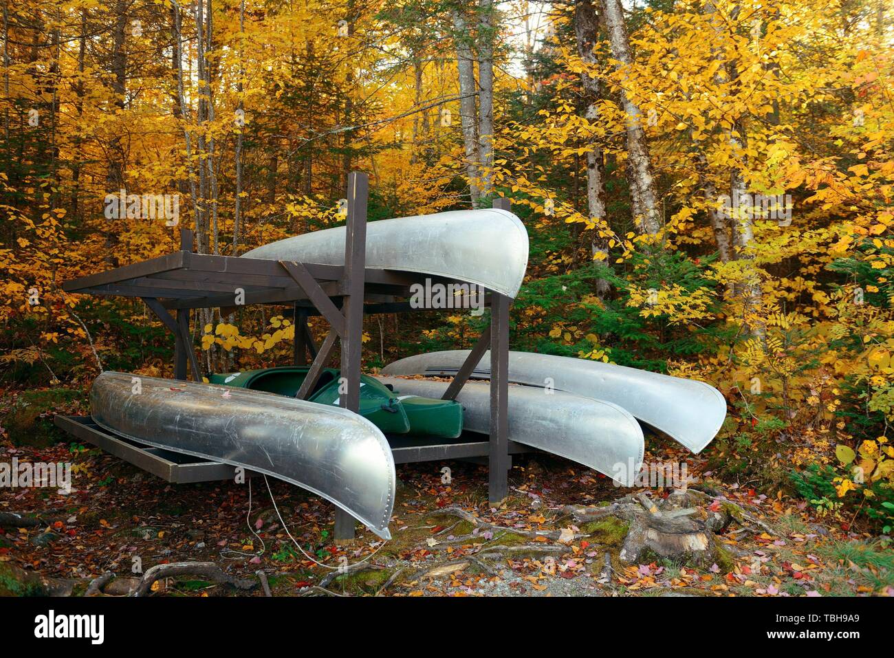 Vermont autumn boat hi-res stock photography and images - Alamy