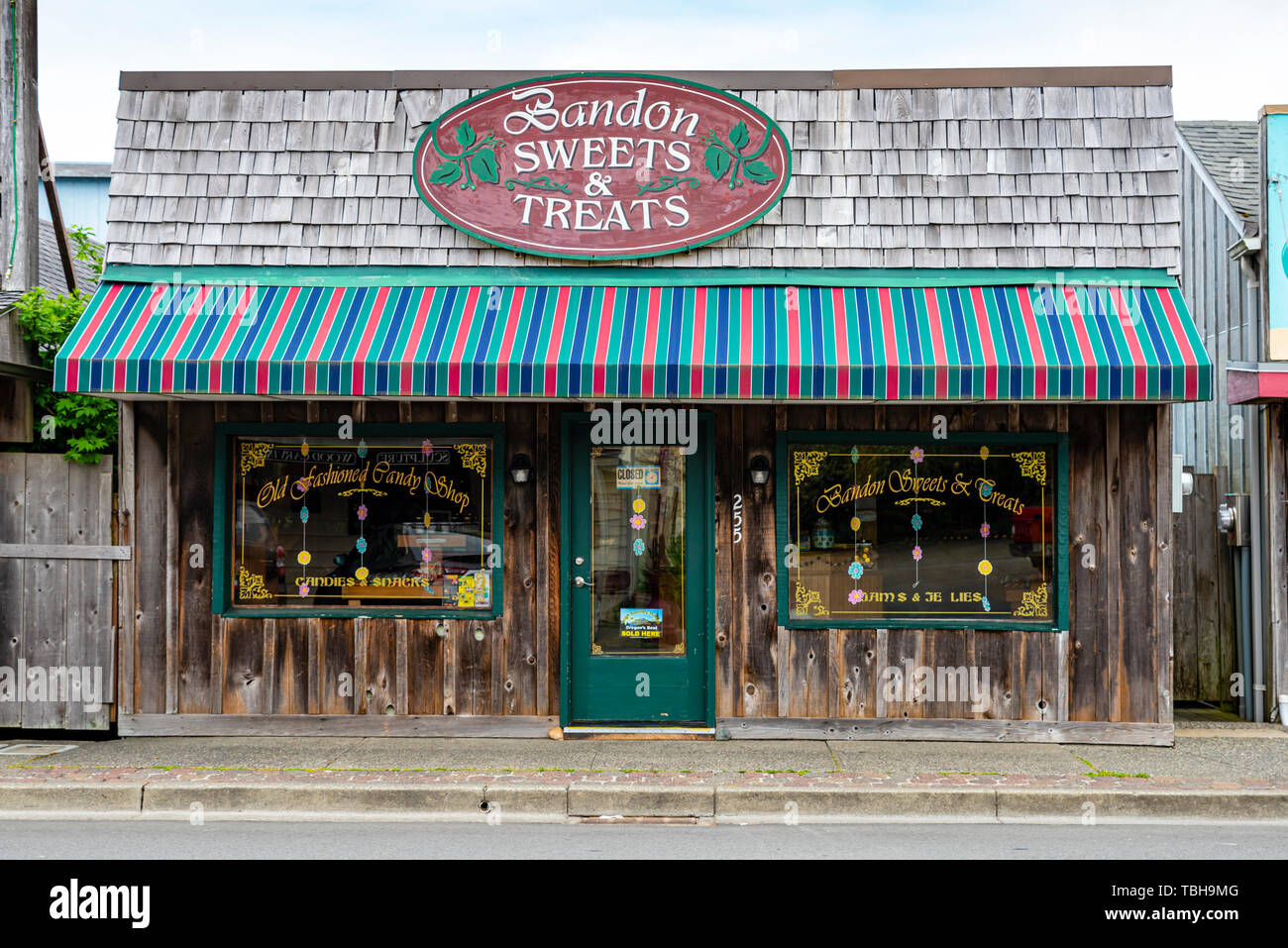 Old port candy company hi-res stock photography and images - Alamy