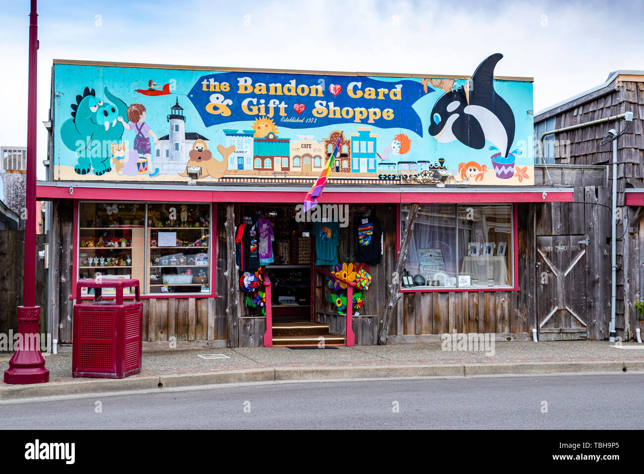 Downtown water shop hi-res stock photography and images - Alamy
