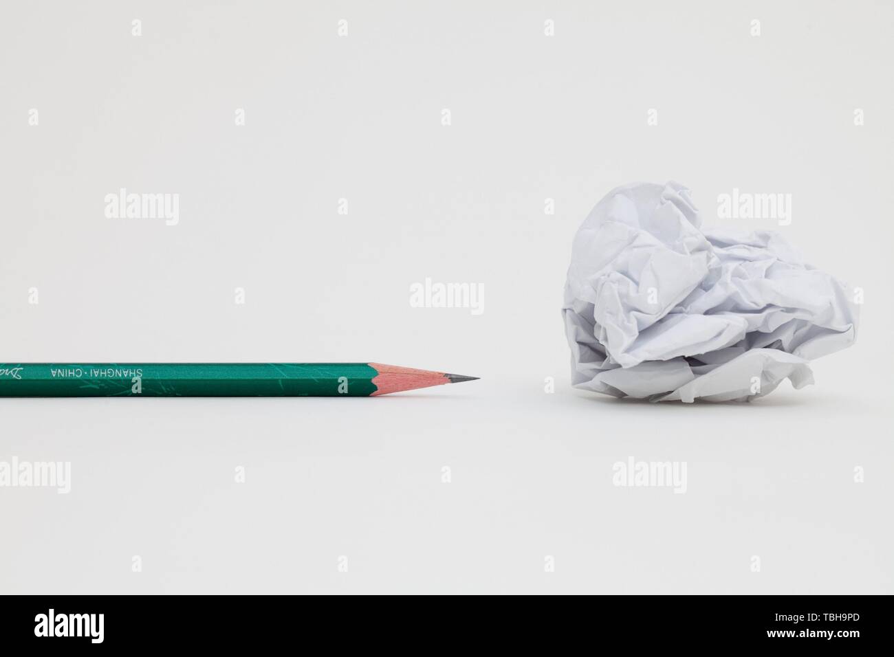 Pleated paper hi-res stock photography and images - Alamy