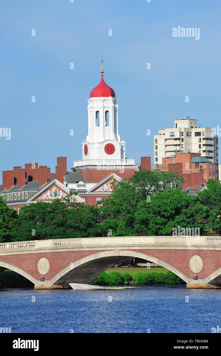 John W. Weeks Bridge and clock tower over Charles River in Harvard ...