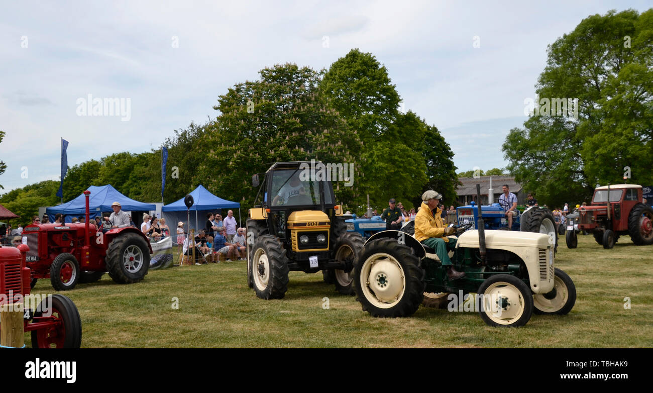 Heritage tractors and agricultural equipment at the Bledlow Country ...