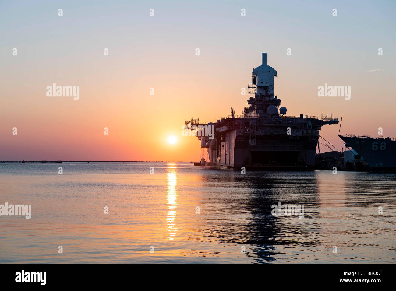 Cmav hi-res stock photography and images - Alamy