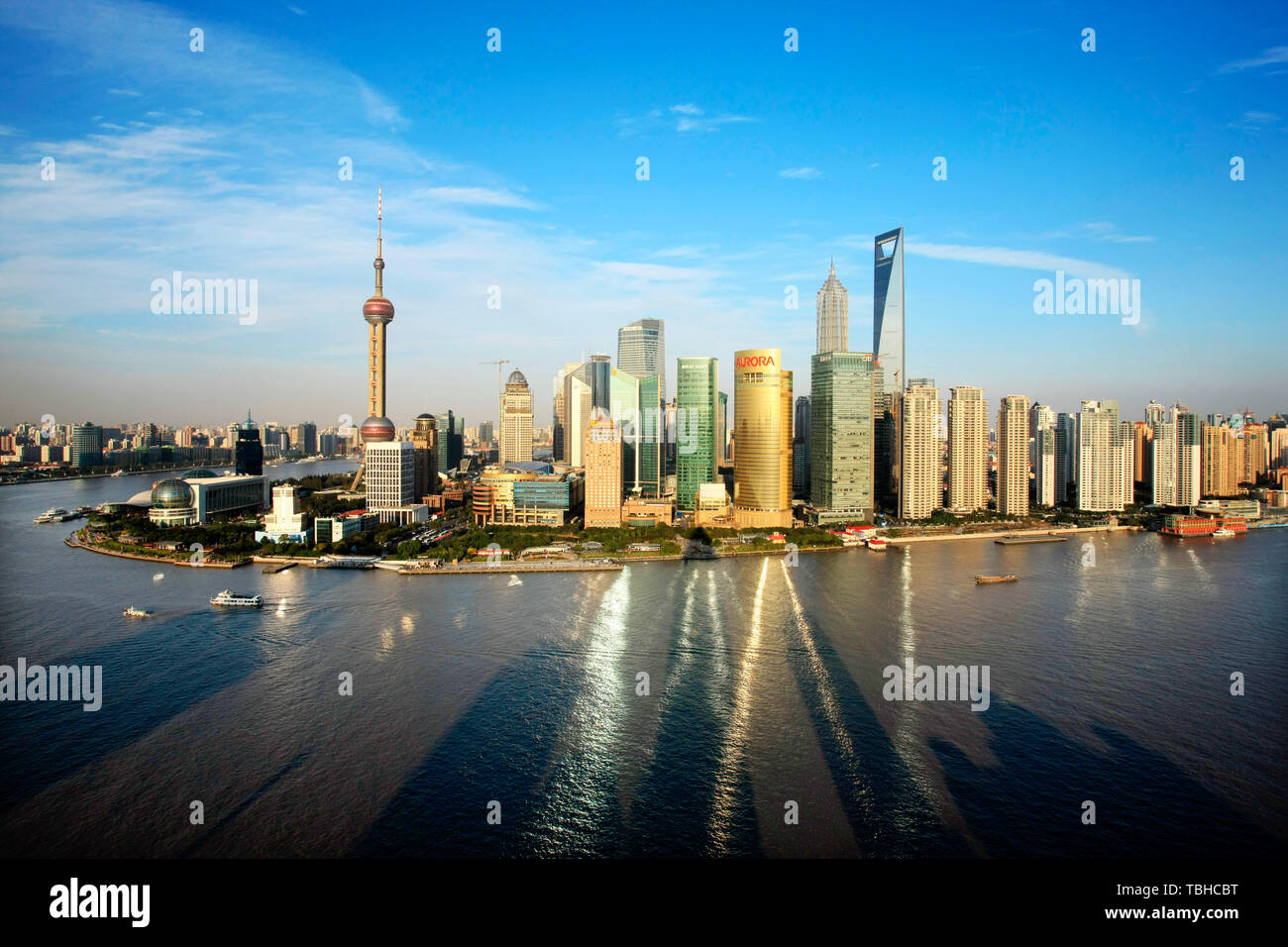 Architectural beauty on both sides of the Pujiang River in Shanghai ...