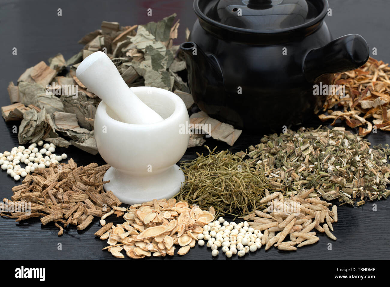 Traditional chinese elements hi-res stock photography and images - Alamy