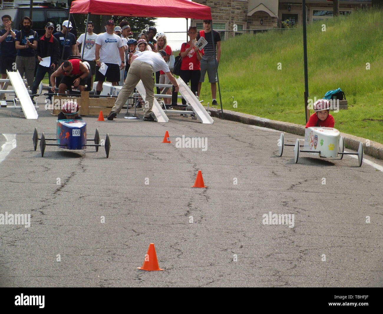 Akron soap box derby hi-res stock photography and images - Alamy