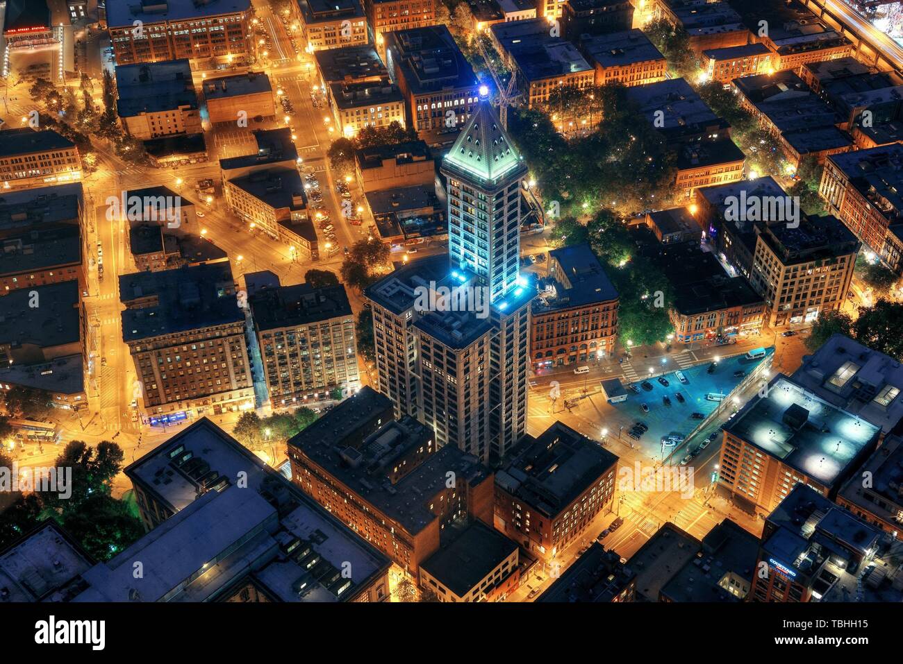 SEATTLE, WA - AUG 14: Smith Tower rooftop night view with street on ...