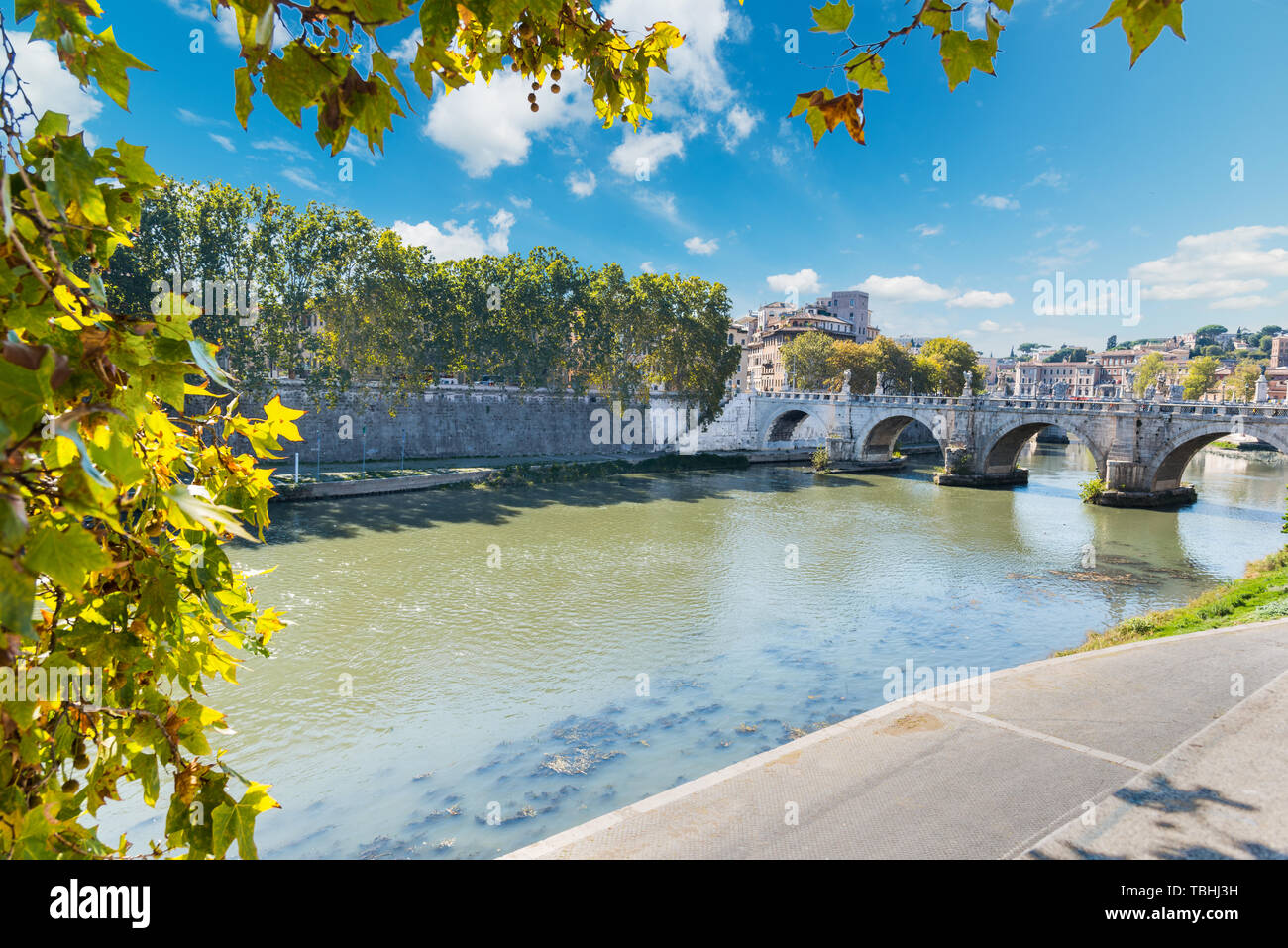 Lungo tevere rome hi-res stock photography and images - Alamy