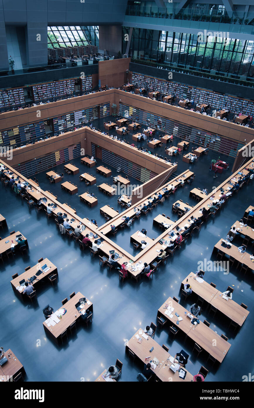 Textdesk hi-res stock photography and images - Alamy