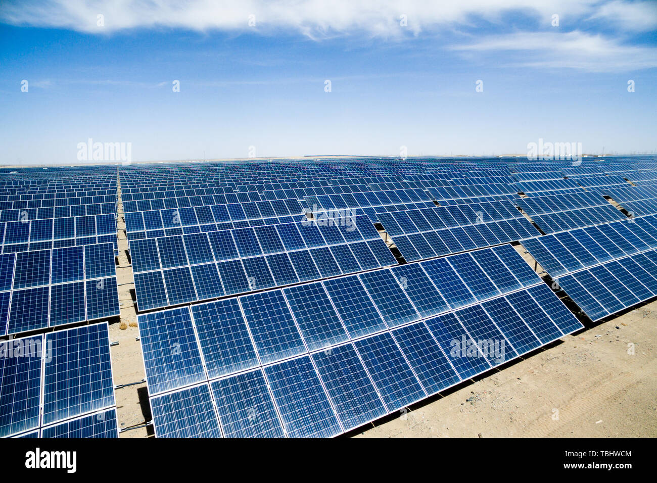 Solar plant hi-res stock photography and images - Alamy