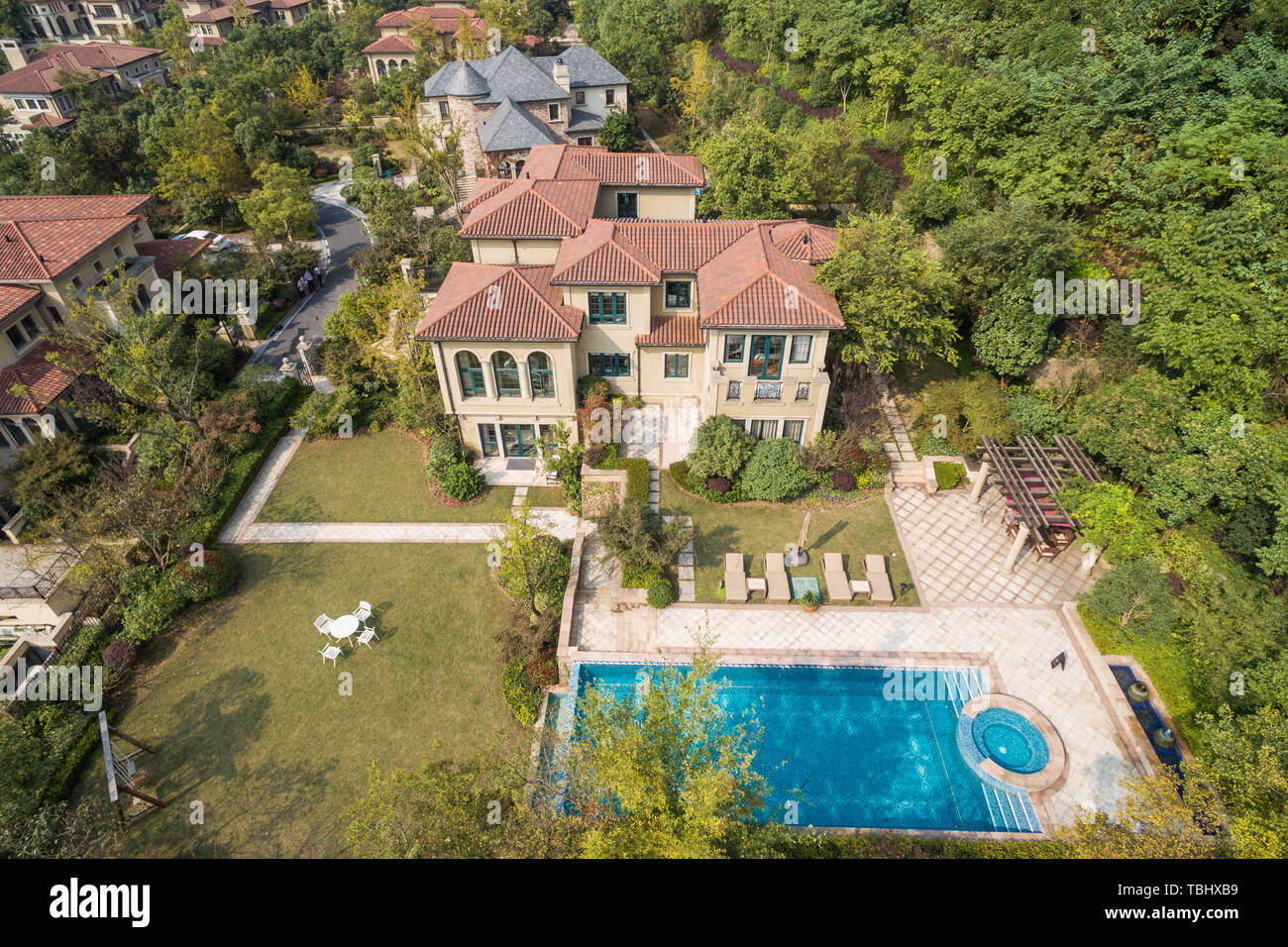 Aerial view modern villas hi-res stock photography and images - Alamy