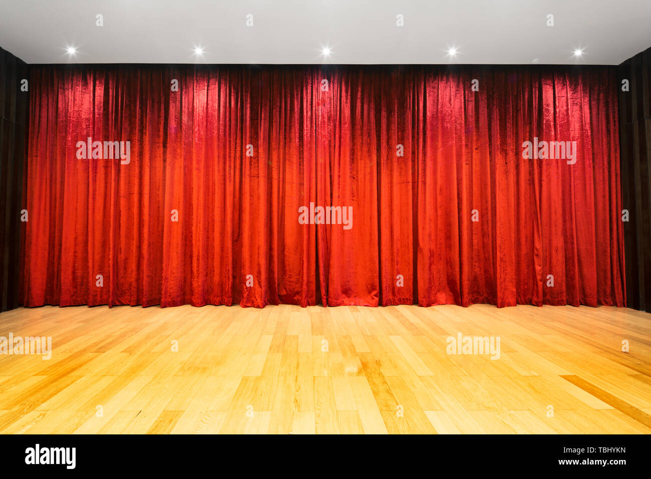 wood floor with scarlet curtain Stock Photo - Alamy