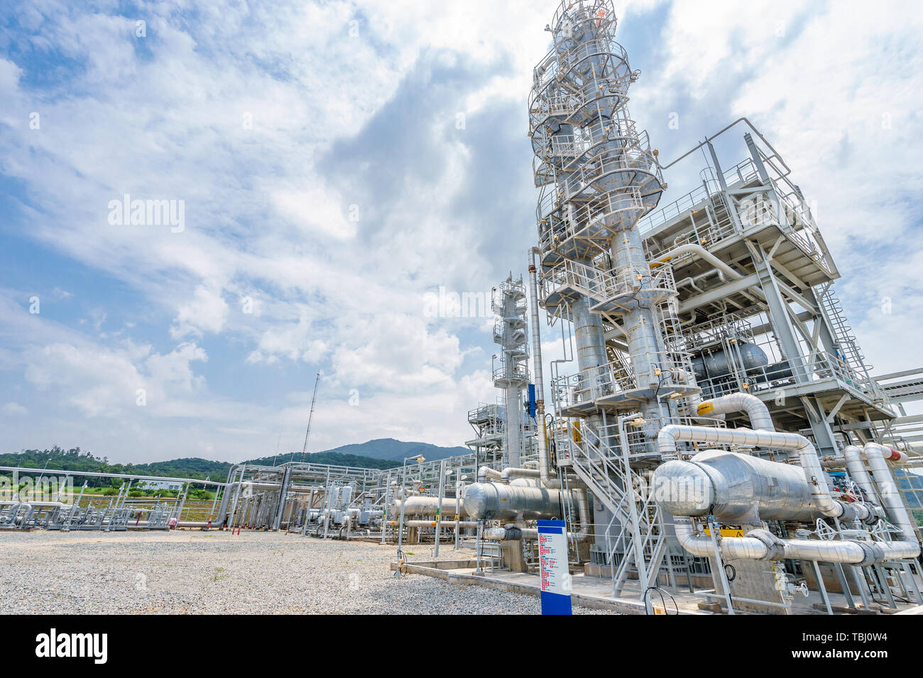 equipment,pipeline and tank of oil refinery plant Stock Photo - Alamy