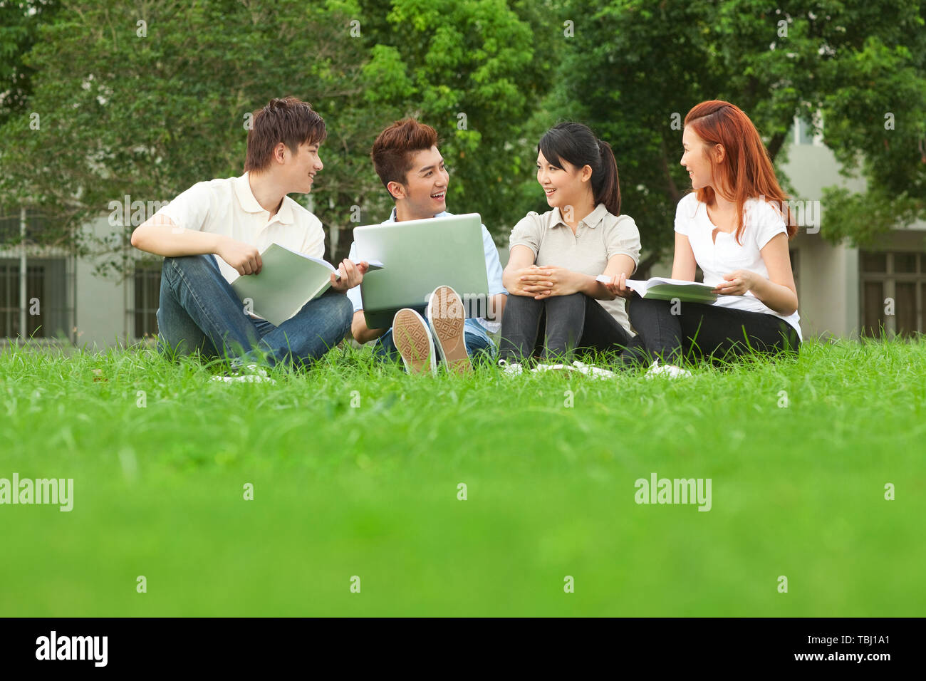 Life of college students in school Stock Photo - Alamy