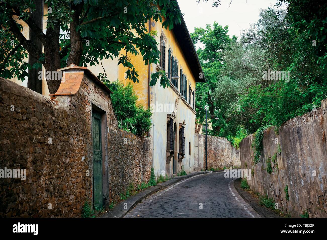 Street view in Florence, Italy Stock Photo - Alamy