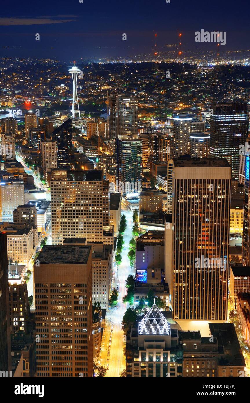 Seattle rooftop panorama view with urban architecture at night Stock ...