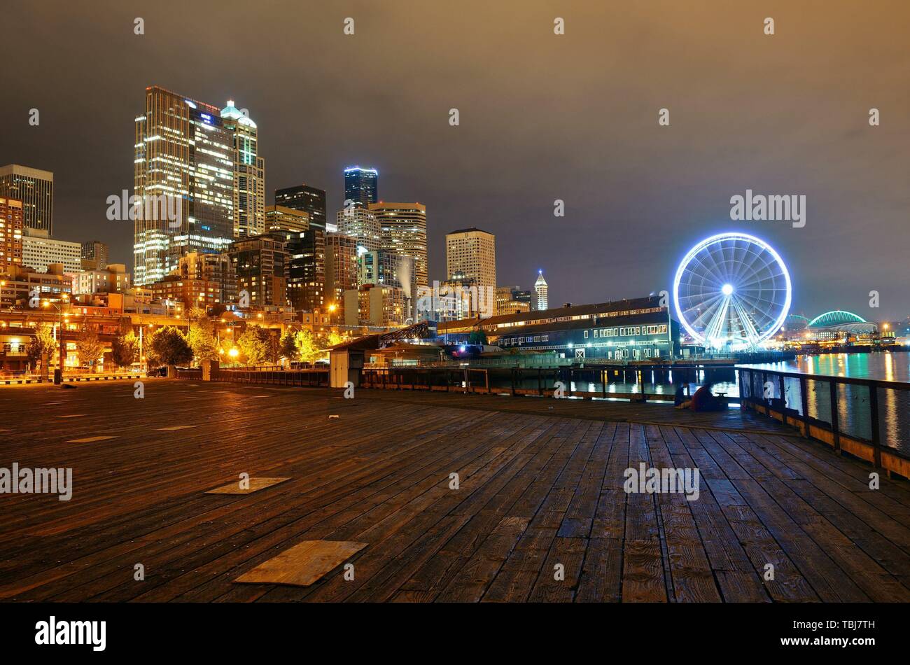 Seattle waterfront view with urban architecture at night Stock Photo ...