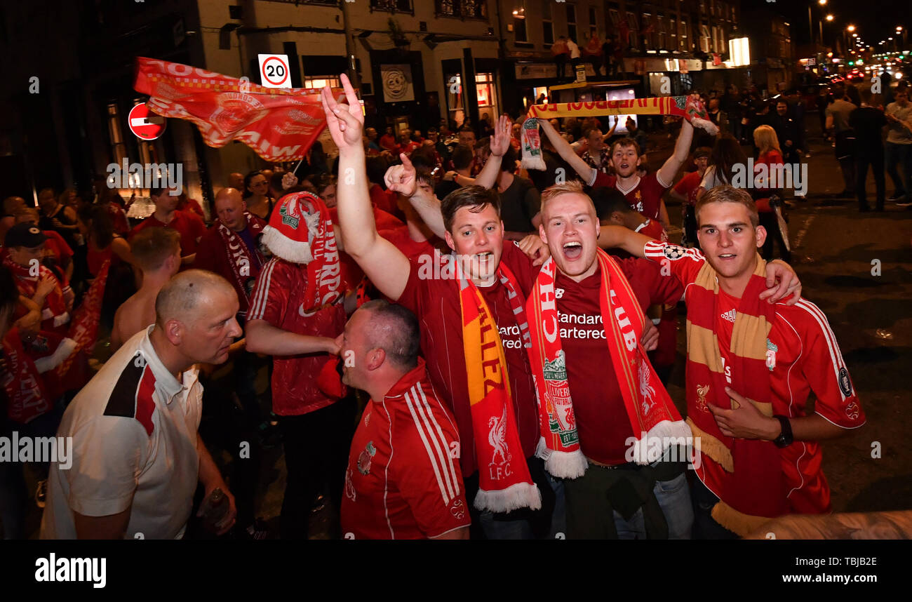 Liverpool fans celebrate their sides' victory in the UEFA Champions ...